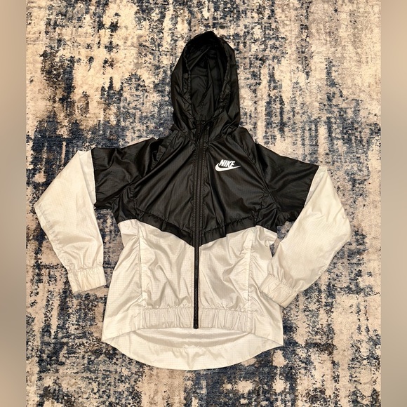 Nike | Jackets & Coats | Nike Sportswear Hooded Windbreaker Colorblock ...
